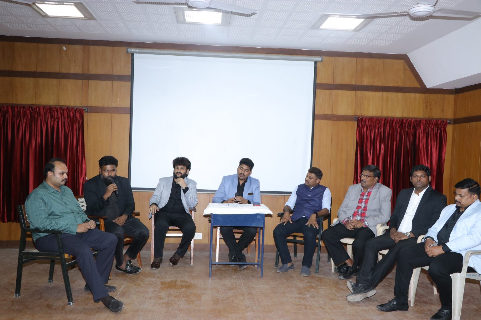 Entrepreneurial Panel Discussion Brings Together Industry Leaders for a ...